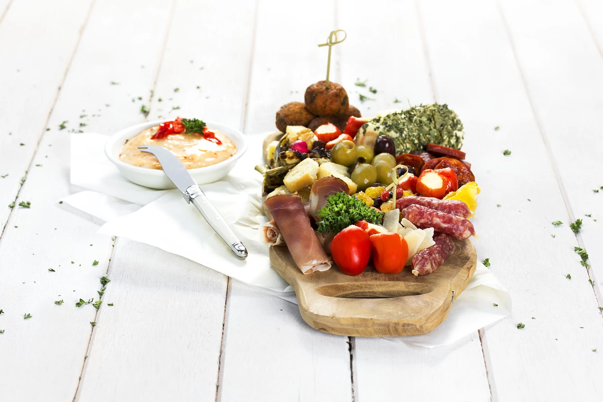 PEPPADEW® Meze Platter Recipe | Food Network UK