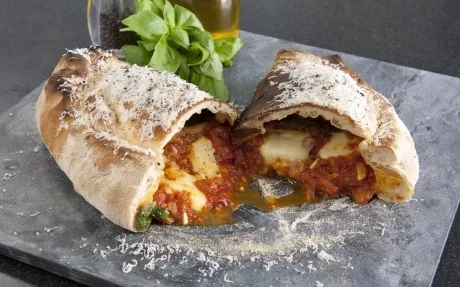 Calzone Pizza Recipe | Food Network UK