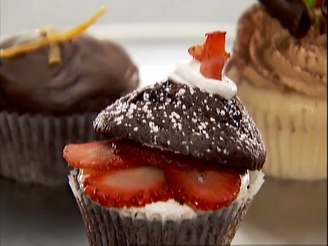 Chocolate strawberry shortcake Recipe | Food Network UK