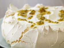 Classic Passion Fruit Pavlova Recipe | Food Network UK
