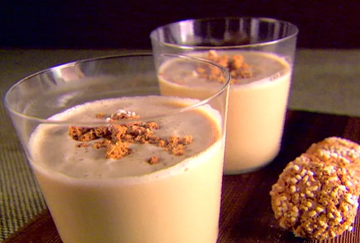 Espresso frappe Recipe | Food Network UK