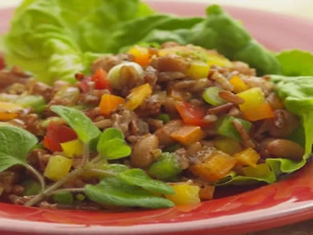 Pinto bean salsa salad Recipe | Food Network UK