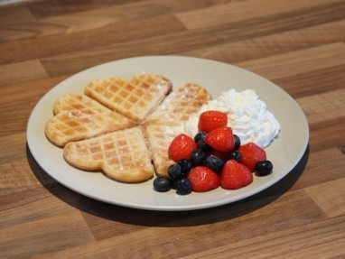 Plain Waffles Recipe | Food Network UK