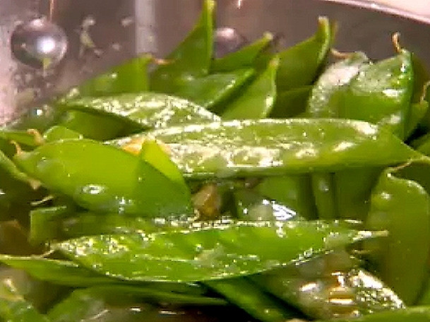 Sugar snap peas with miso sauce Recipe | Food Network UK