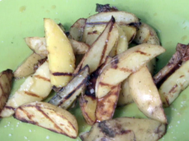 Vinegar and Salt Grilled Potato Chips Recipe | Food Network UK