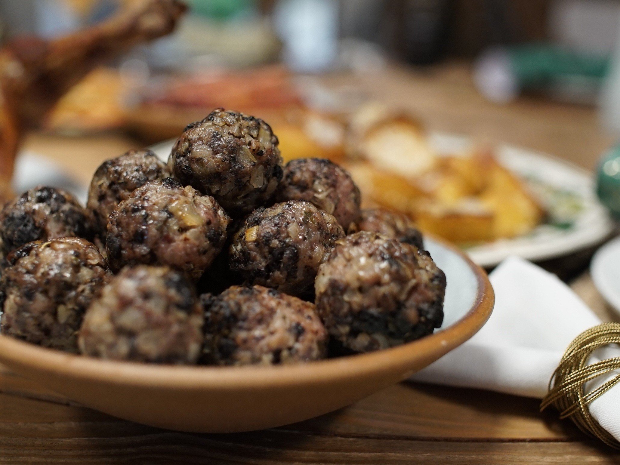 Tom Kerridge's Sausage & Sage Stuffing Balls Recipe | Food Network UK