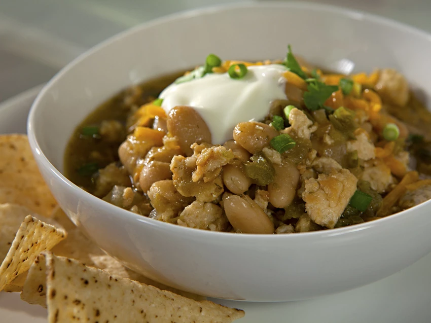 Sharsh's White Bean Chicken Chilli Recipe | Food Network UK