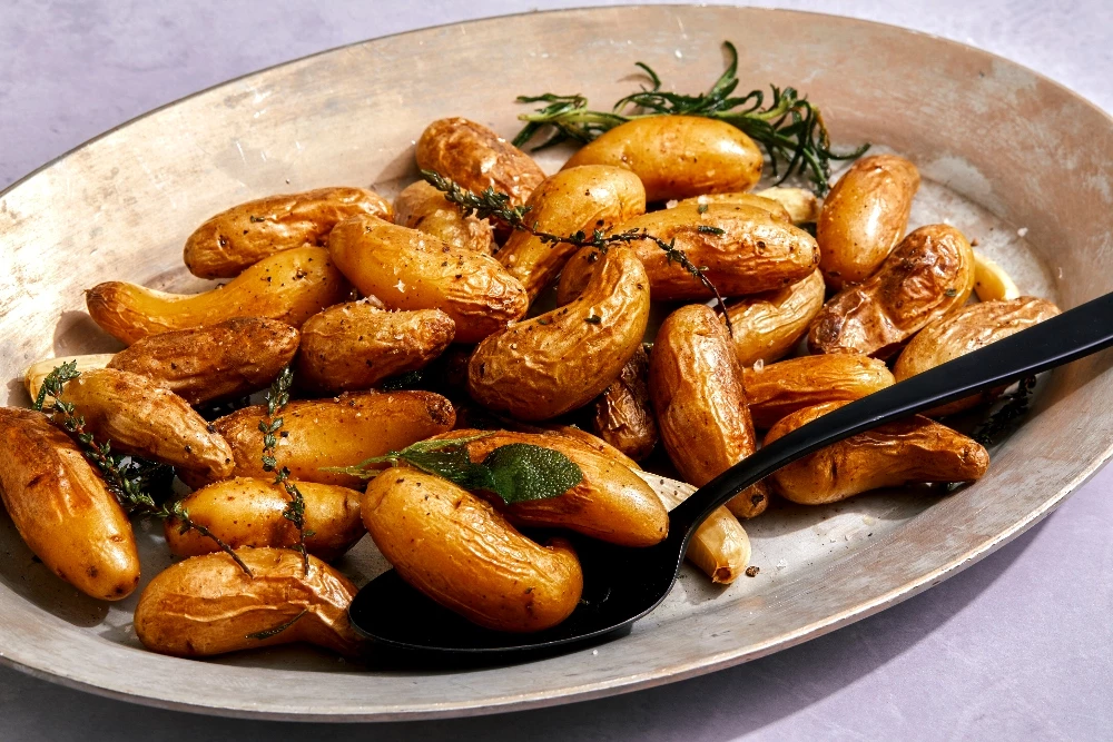 Roasted Fingerling Potatoes with Fresh Herbs and Garlic