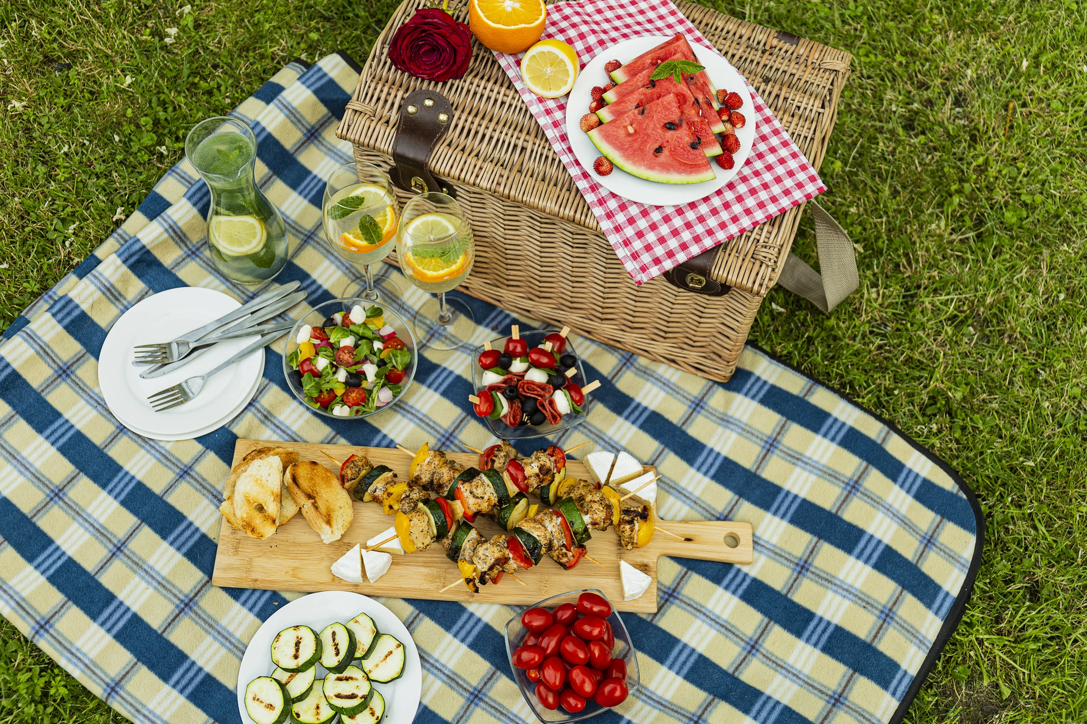 Outdoor Party Lunch Ideas | Lunch Dishes | Food Network