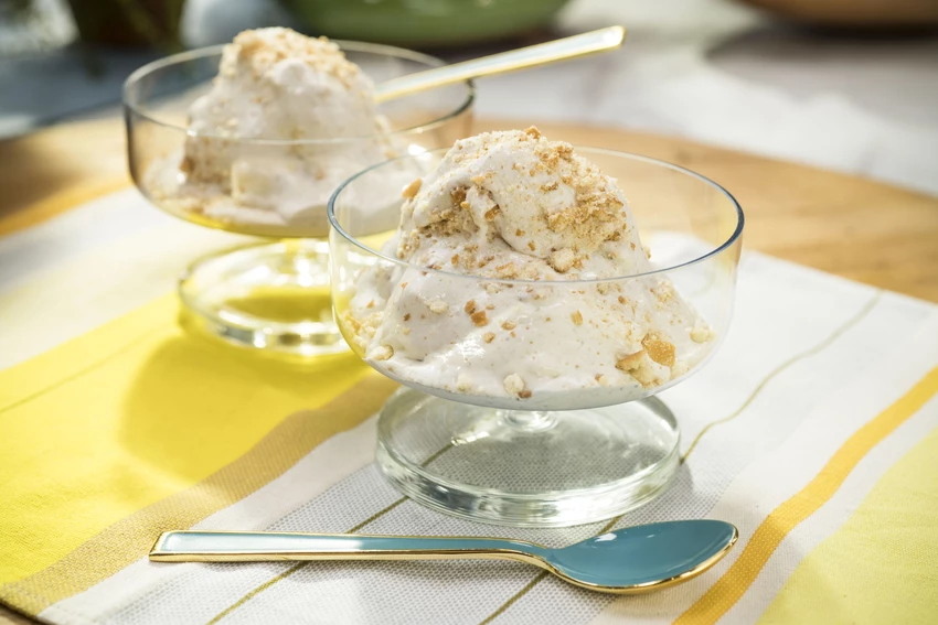 Banana Pudding Ice Cream Sundaes Recipe | Food Network UK