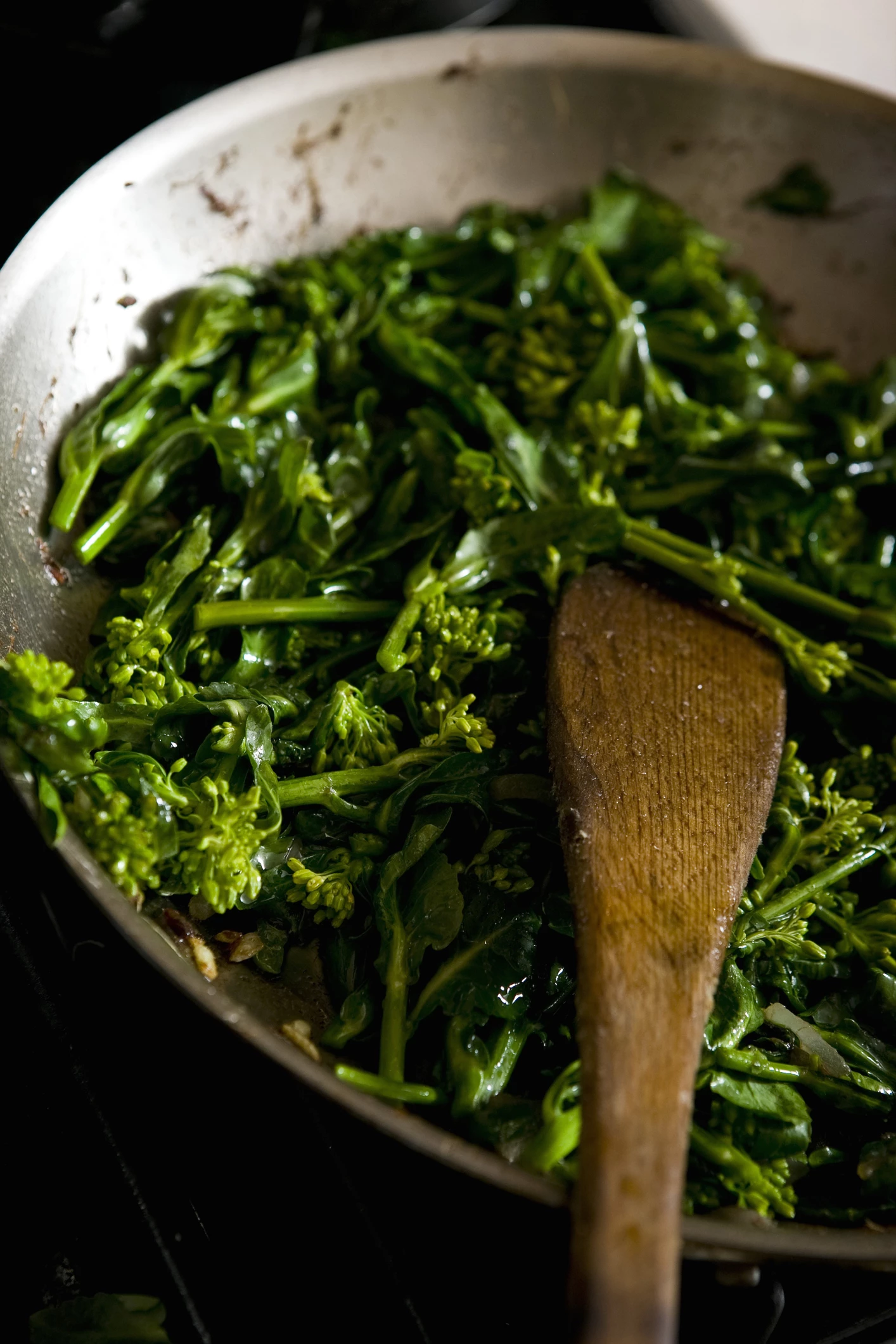Sauteed Broccoli Rabe Recipe | Food Network UK