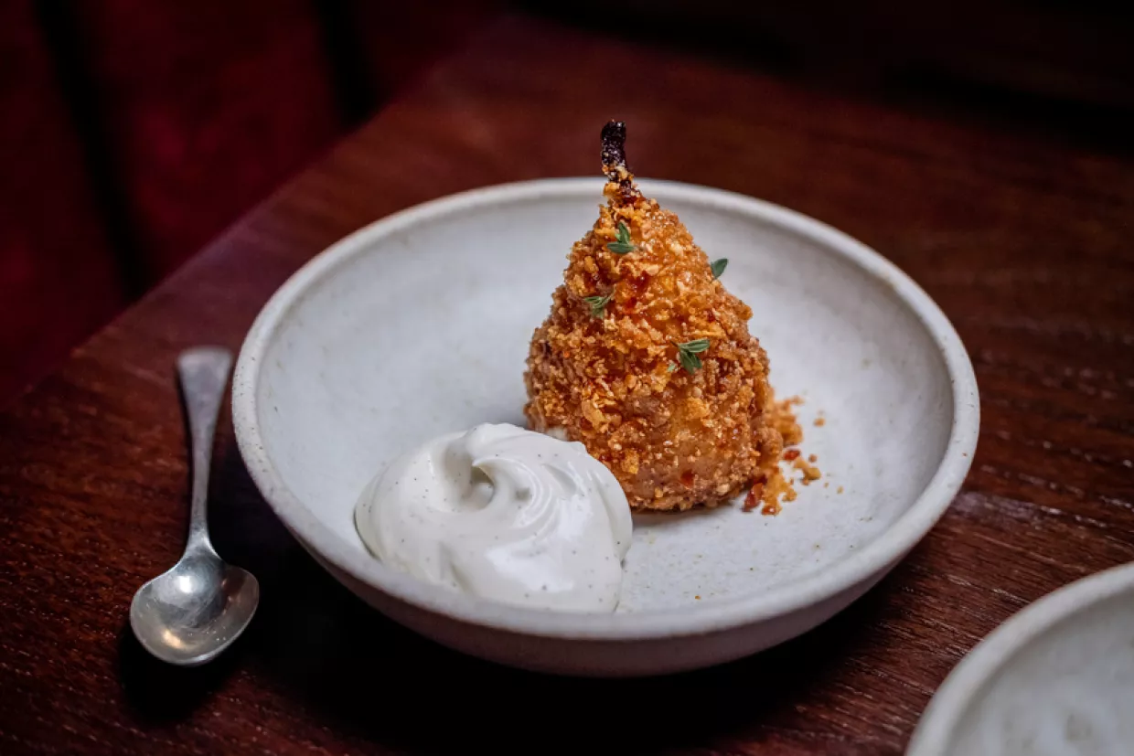 Tom Kerridge's Crunchy Pears with Peanut Brittle Recipe | Food Network UK