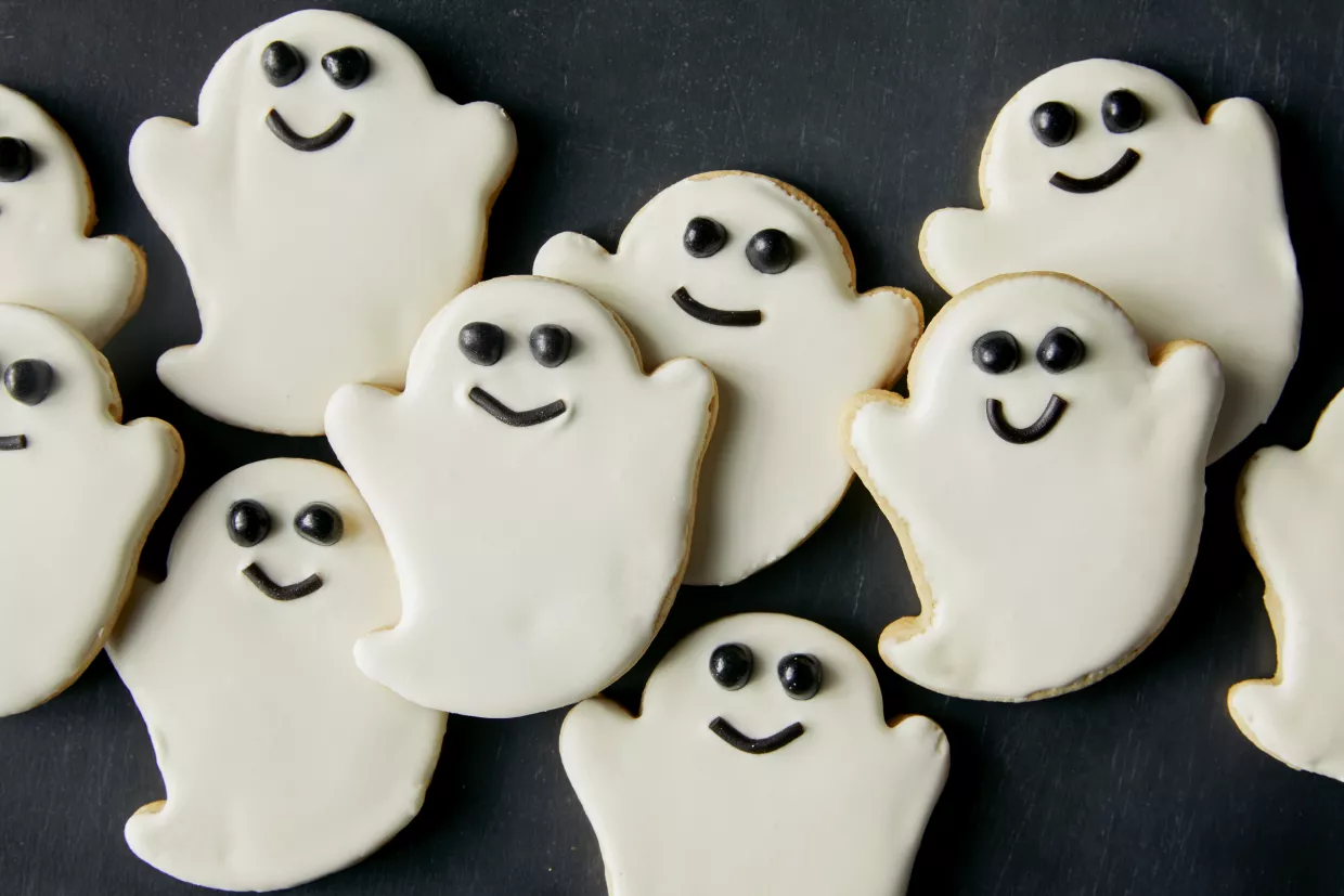 Ghost Sugar Cookies Recipe | Food Network UK