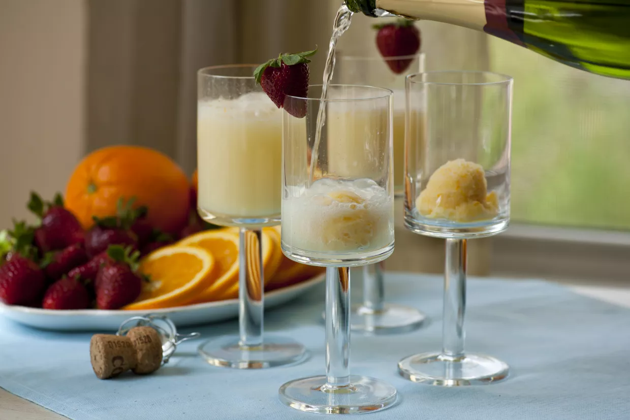 Orange Cream Mimosa Recipe | Food Network UK
