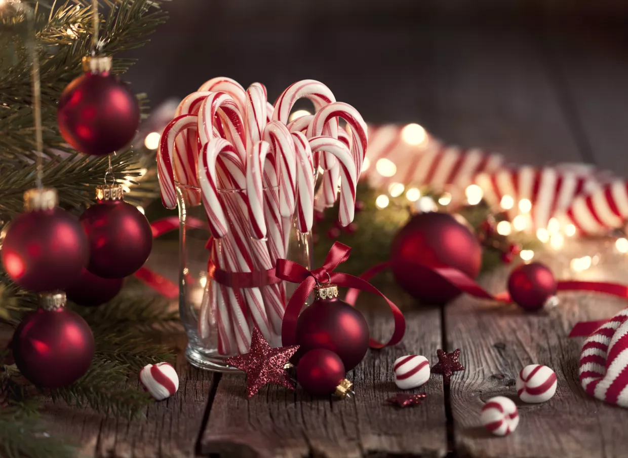Candy Canes Unwrapped: The Sweet Tale Behind Their Shape | Food Network UK