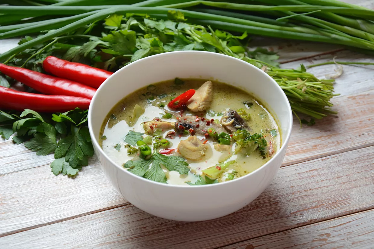 Thai Soup Recipes - Main Course | Dishes of Thailand | Food Network
